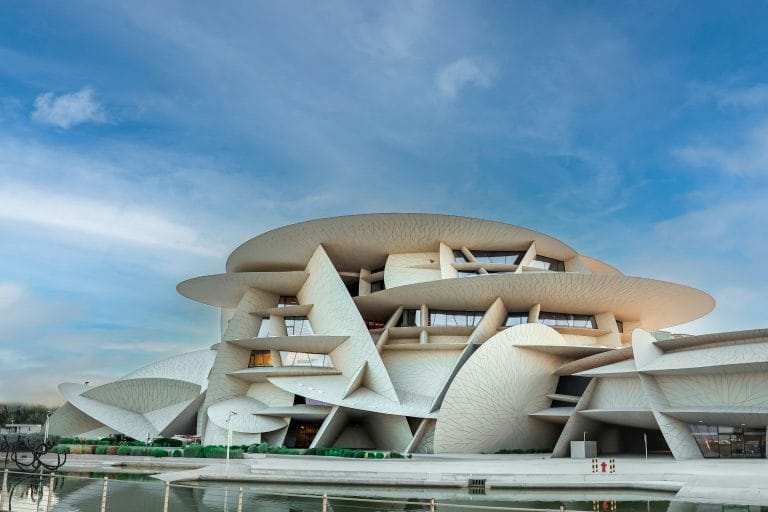10 Best Tourist Places to Visit in Qatar - Top Attractions Guide